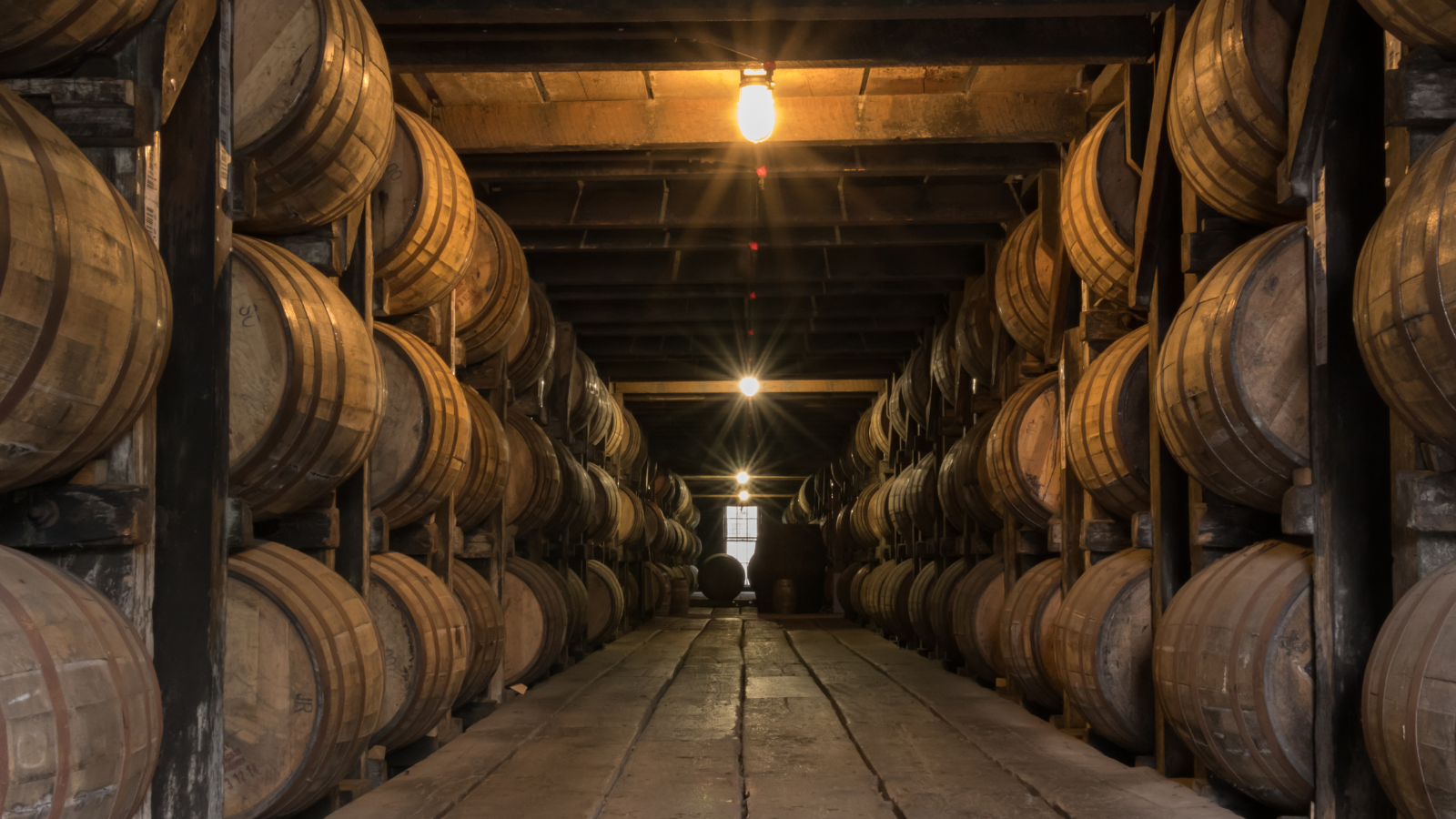 013 Barrel Aged Bourbon - Vanilla – Clark & June Candle Co.